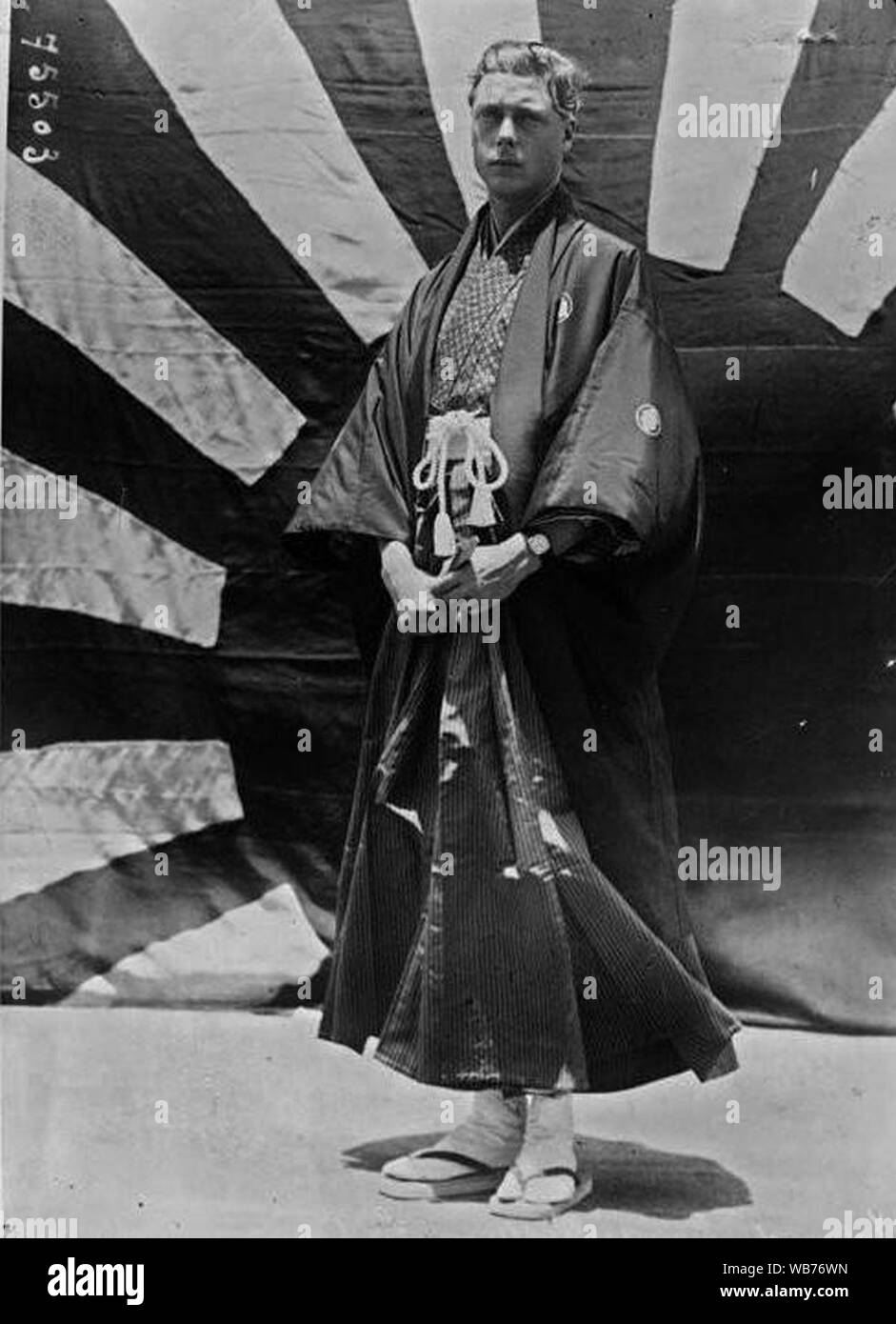 Edward VIII wearing Kimono 1922 Stock Photo - Alamy