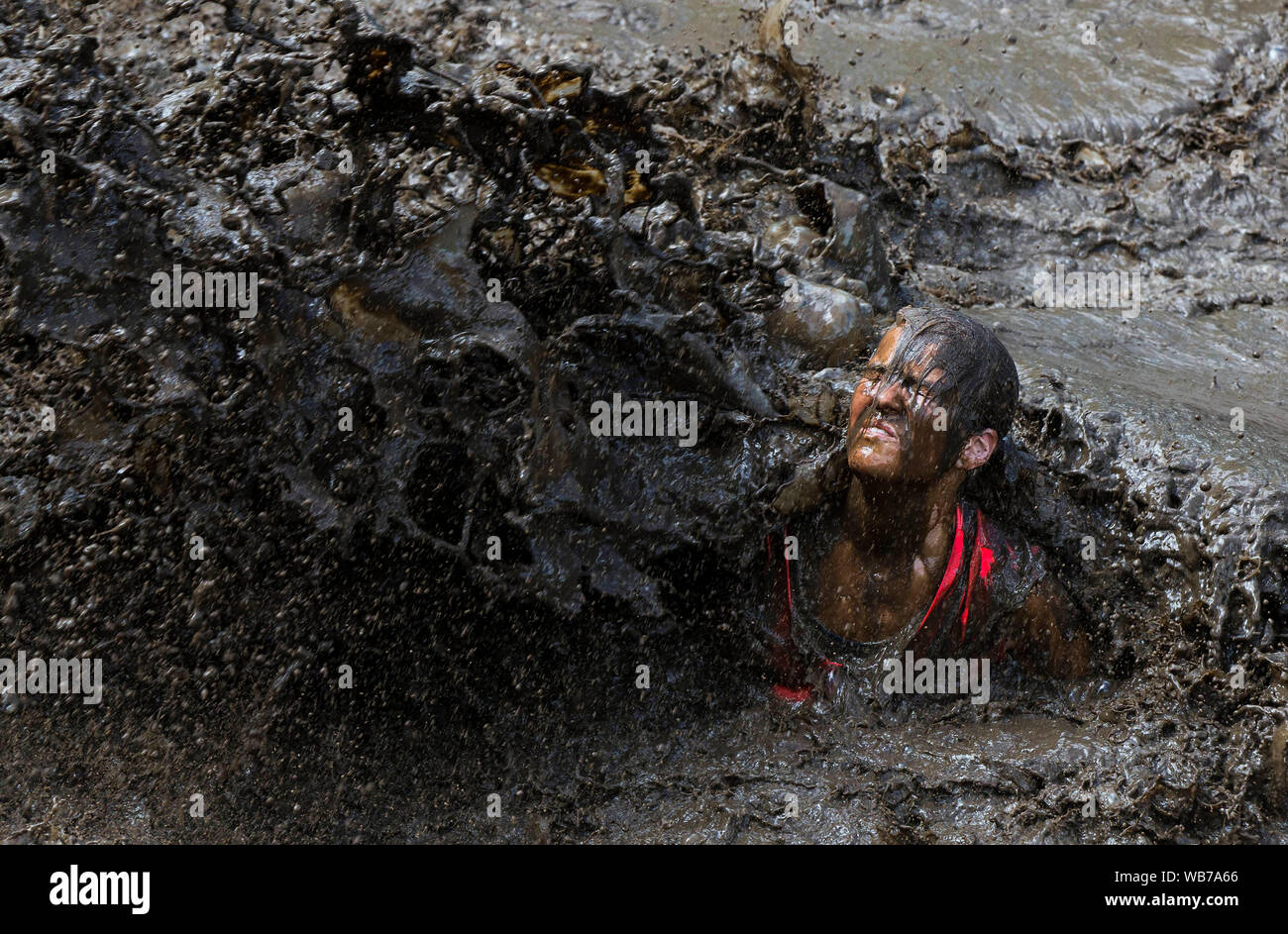 Toronto, Canada. 24th Aug, 2019. A participant takes part in the 2019 ...