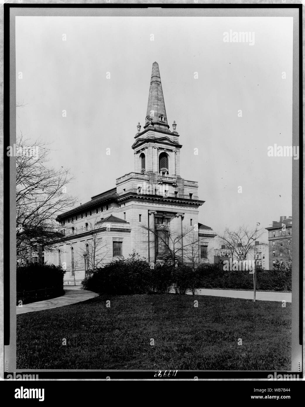 First church of christ the scientist Black and White Stock Photos & Images - Alamy