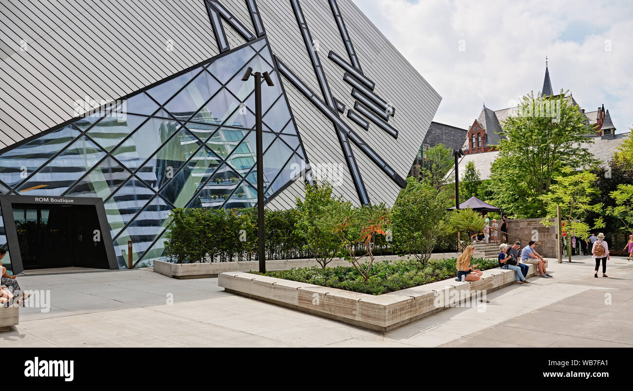 Royal Ontario Museum, ROM Stock Photo - Alamy