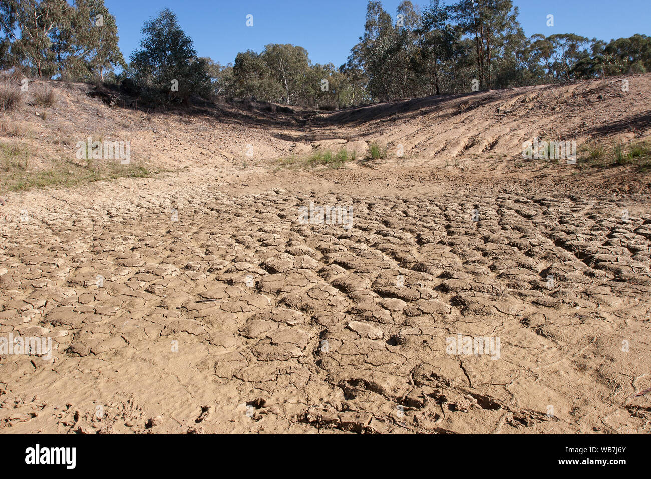 Dry tank due to drought conditions in Australia Stock Photo - Alamy