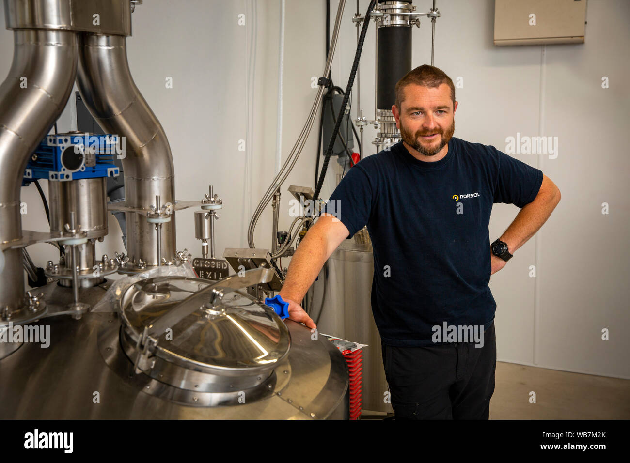 Andrew walder hi-res stock photography and images - Alamy