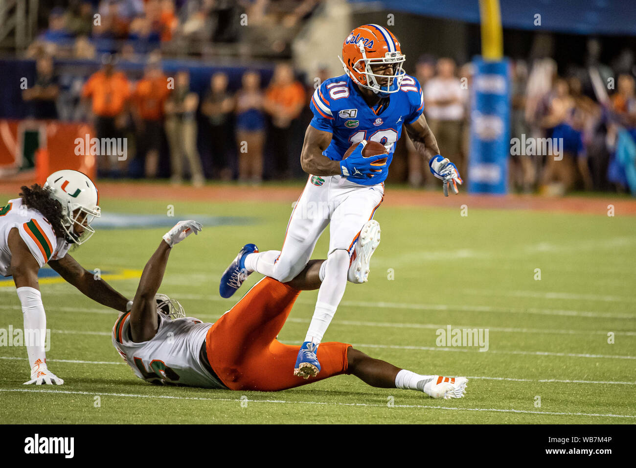 Miami fl hurricanes florida gators hi-res stock photography and images ...