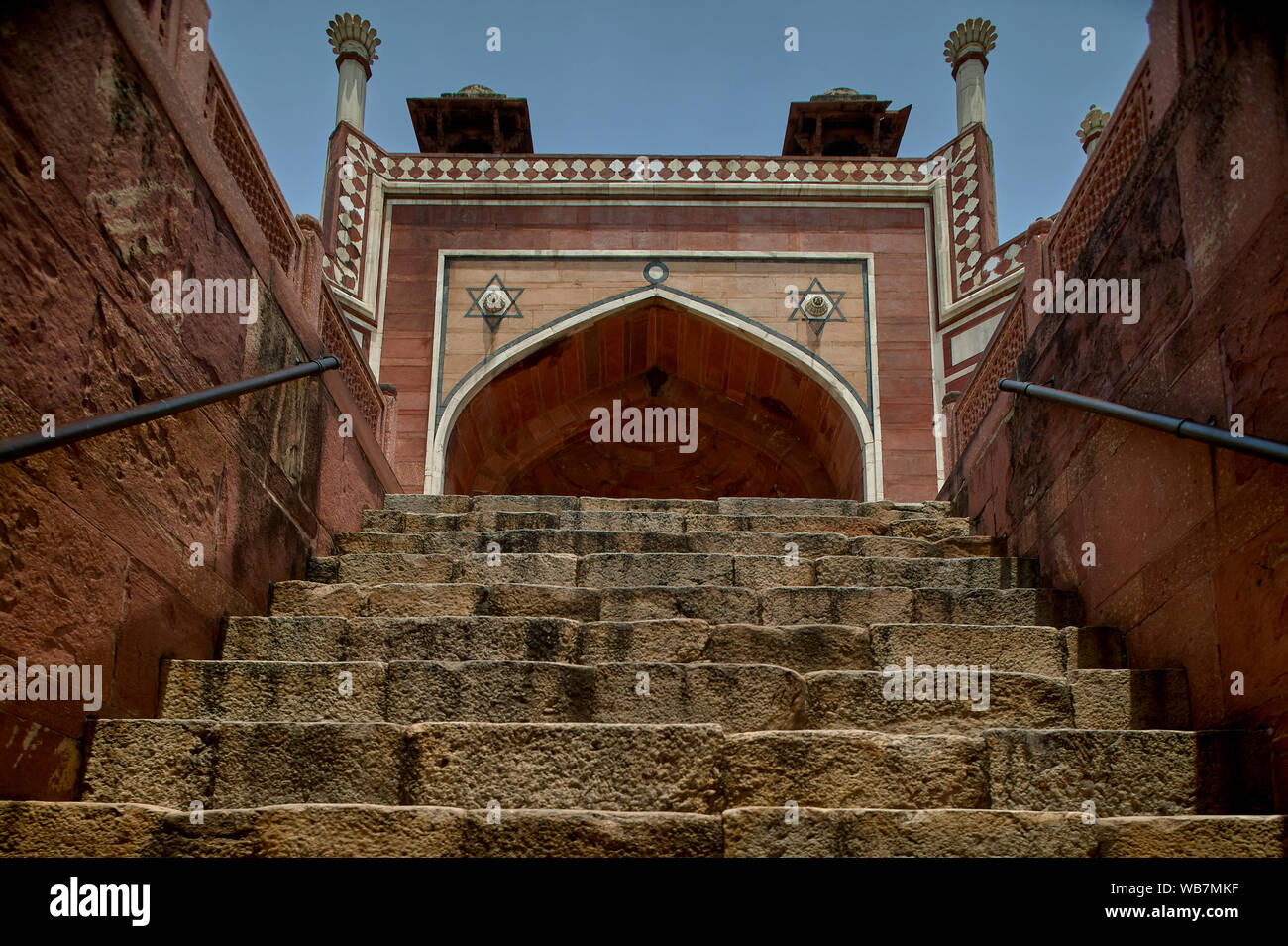 11-jun-2004 Arch of Humayun Tomb a UNESCO world heritage site New Delhi ...
