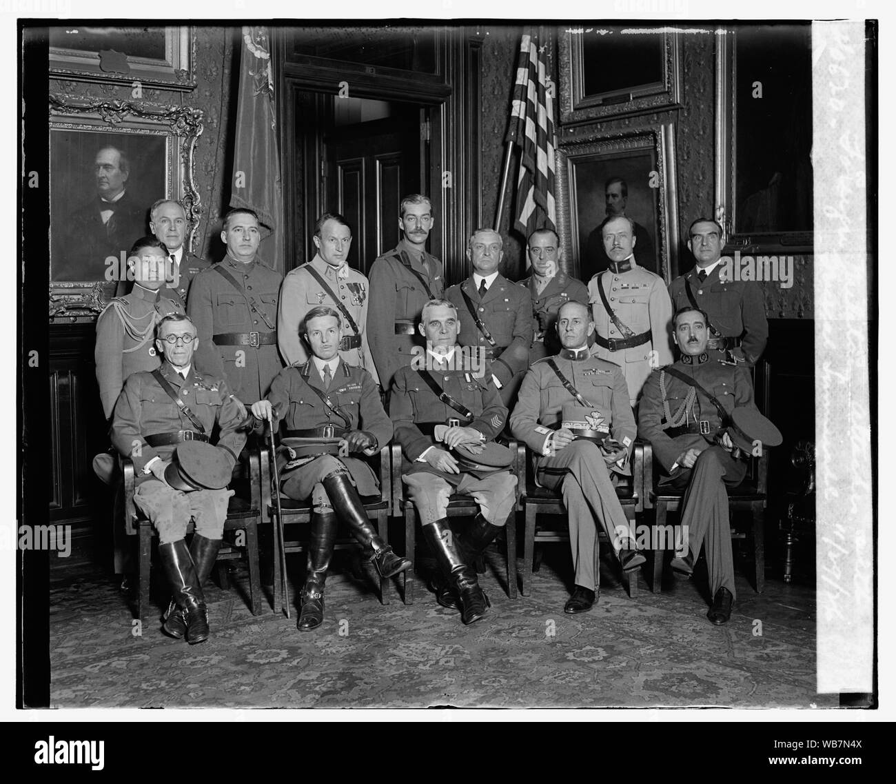 26 x 5 1 Black and White Stock Photos & Images - Alamy