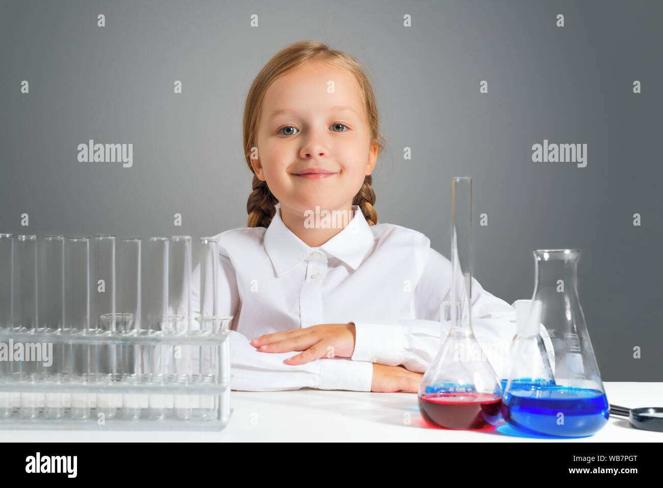 Child bottle experiment hi-res stock photography and images - Alamy