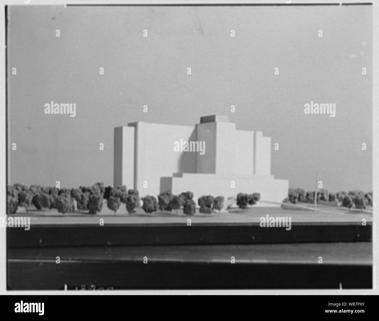 Fort Hamilton Hospital. Abstract/medium: Gottscho-Schleisner Collection ...