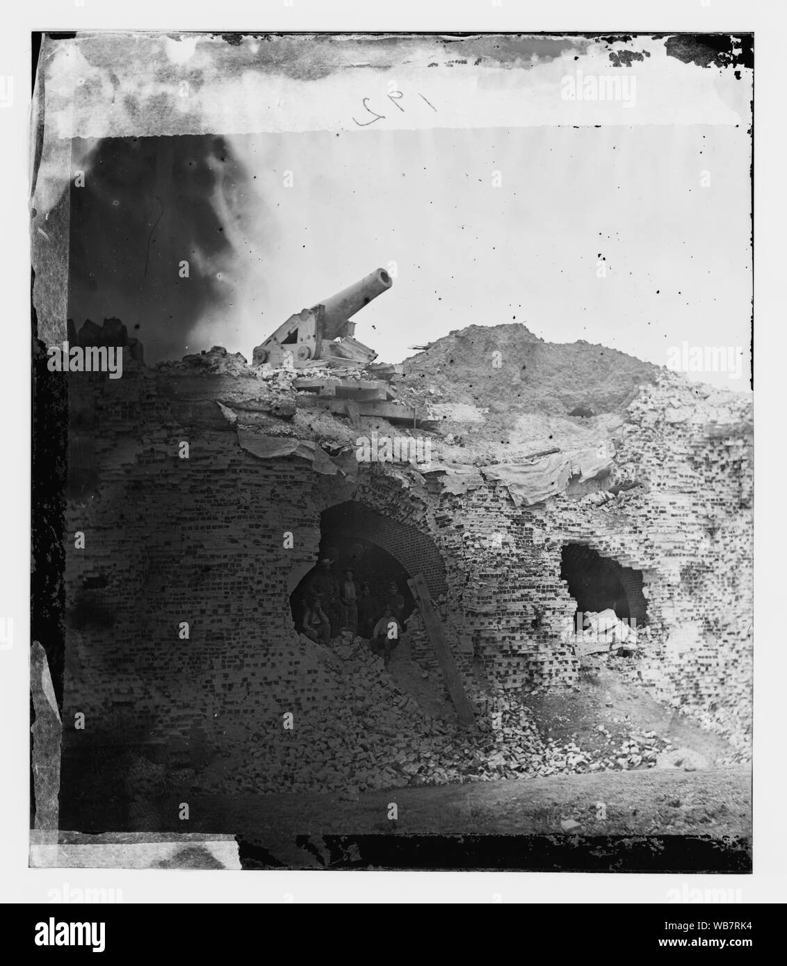 Fort pulaski damage hi-res stock photography and images - Alamy