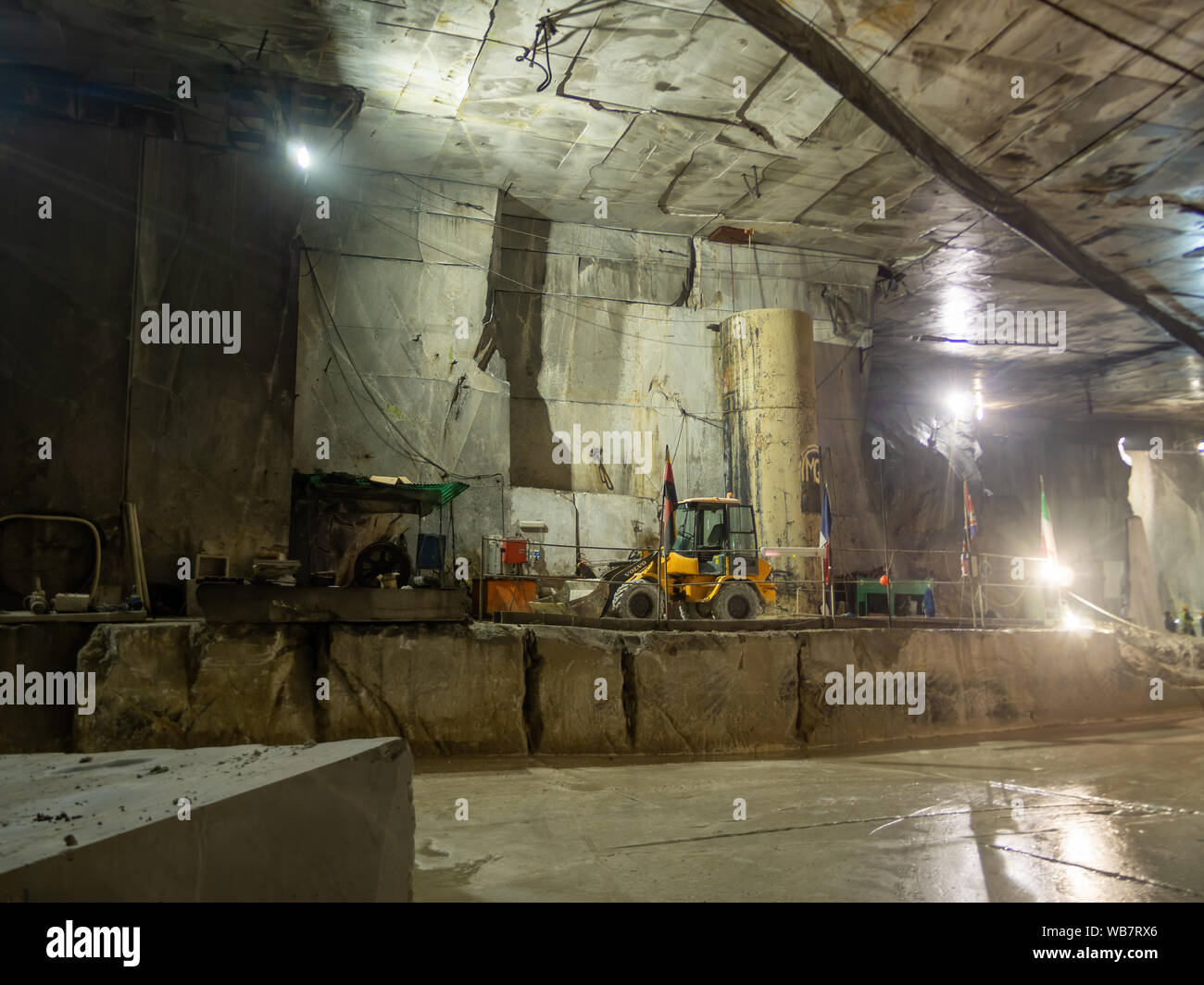 Open cast quarrying hi-res stock photography and images - Alamy