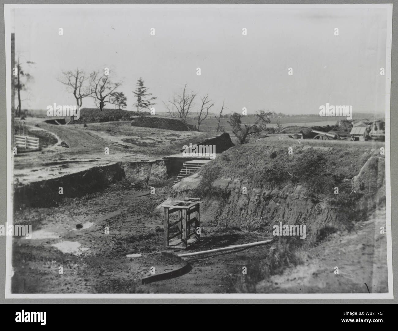 Battlefield fortifications hi-res stock photography and images - Alamy