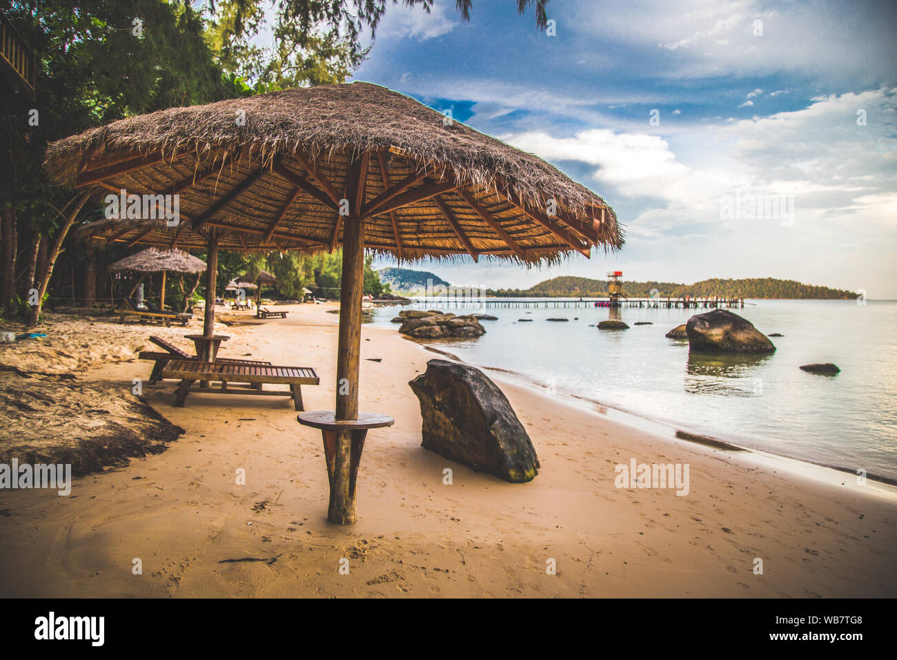 Sunrise koh rong island hi-res stock photography and images - Alamy