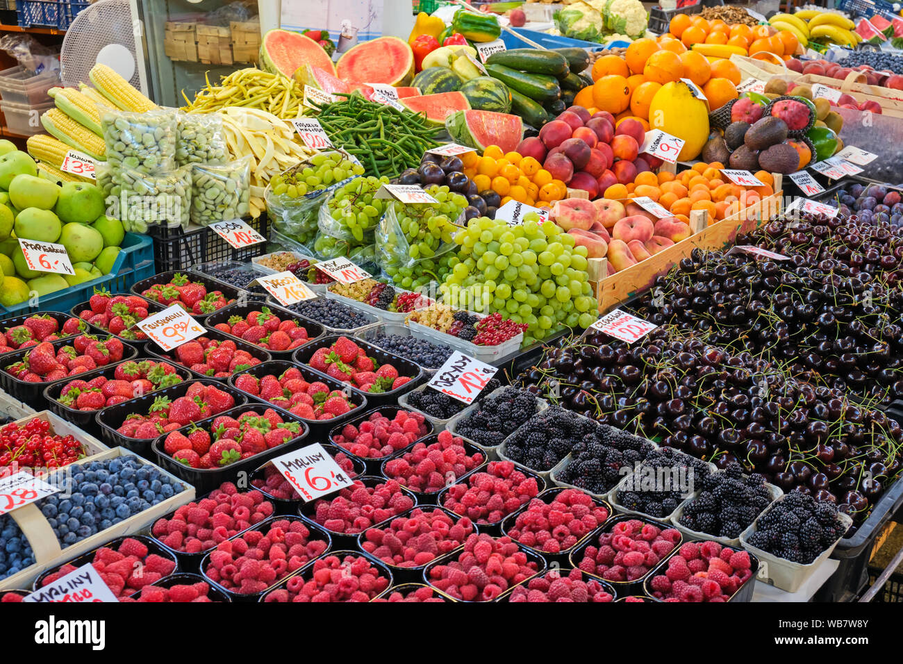 Berries and other fruits for sale at a market Stock Photo - Alamy