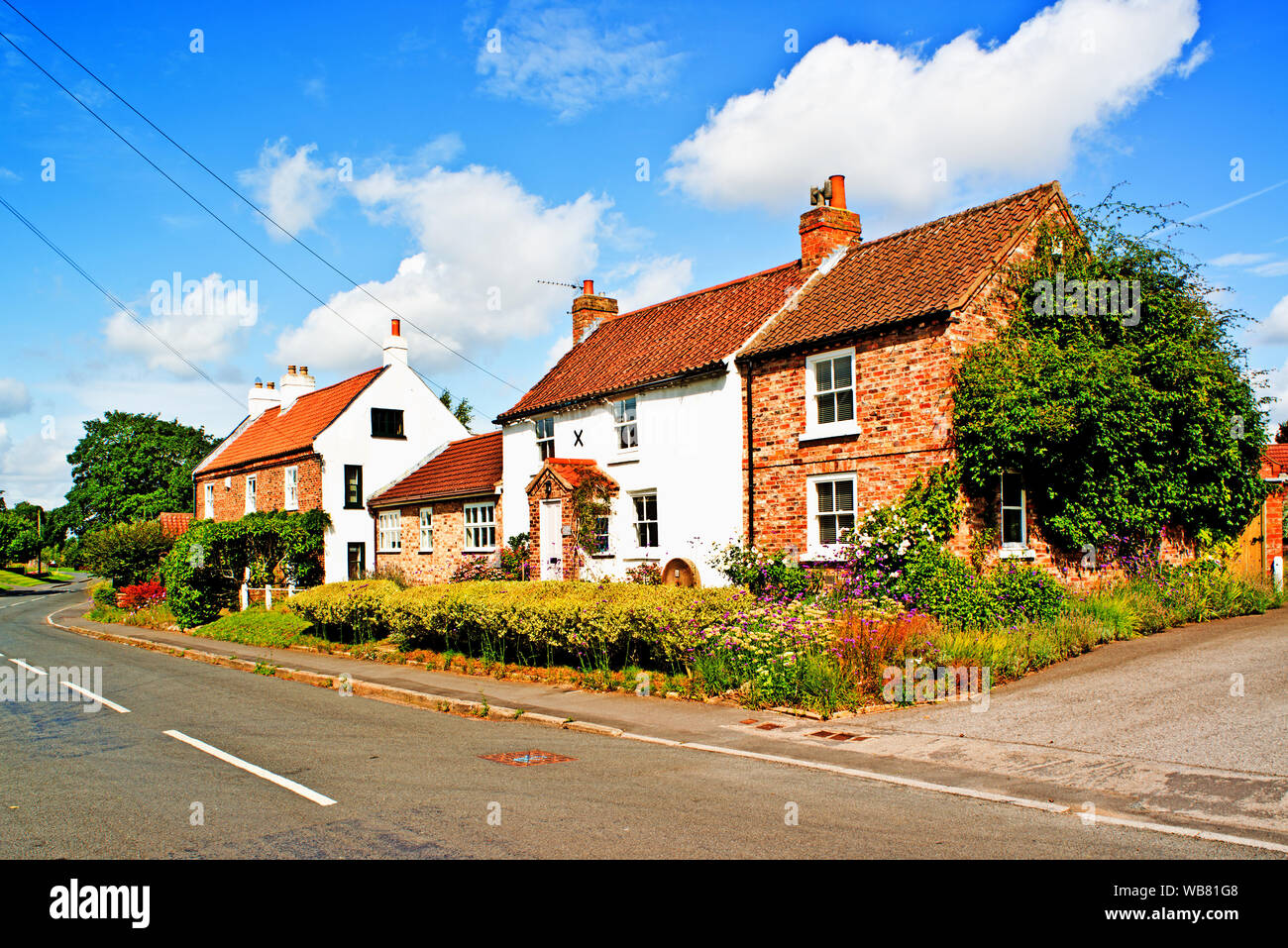 Cottages Nether Poppleton, North Yorkshire, England Stock Photo - Alamy