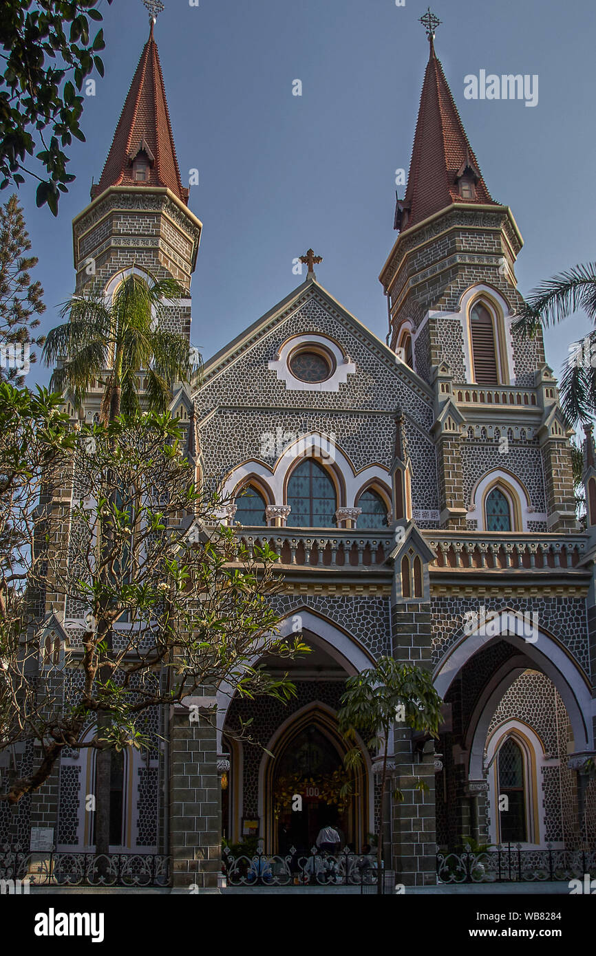 22 Jan 2005 Cathedral of the Holy Name,Church Colaba area in South ...