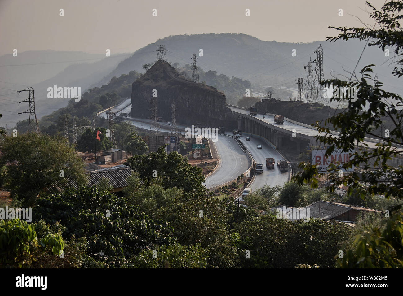 Mumbai-pune expressway from Khandala ghat 14 Mar 2005. The expressway ...