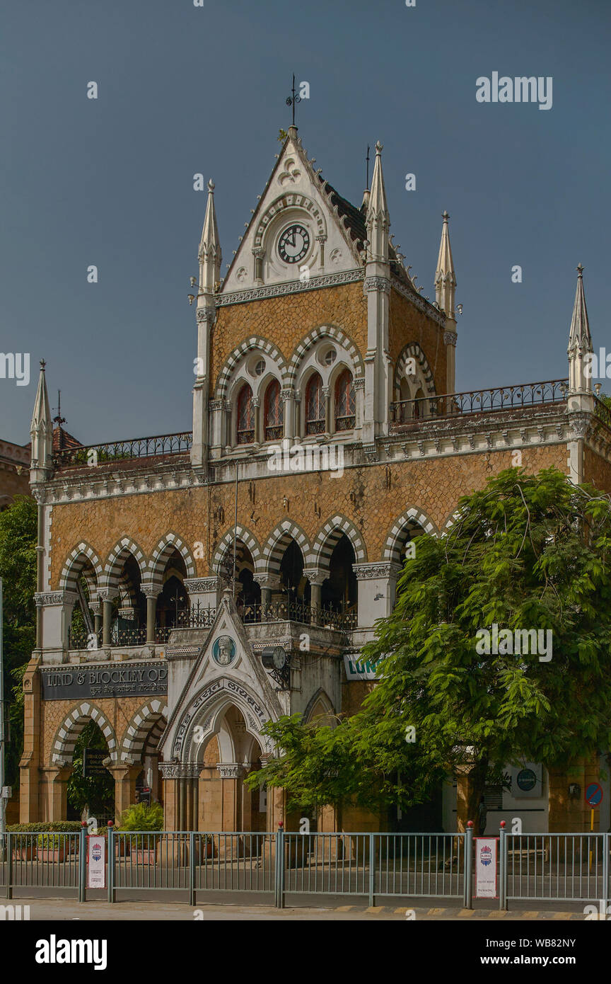 17 Oct 2004 David Sassoon Library and clocktower 1870, is built using ...