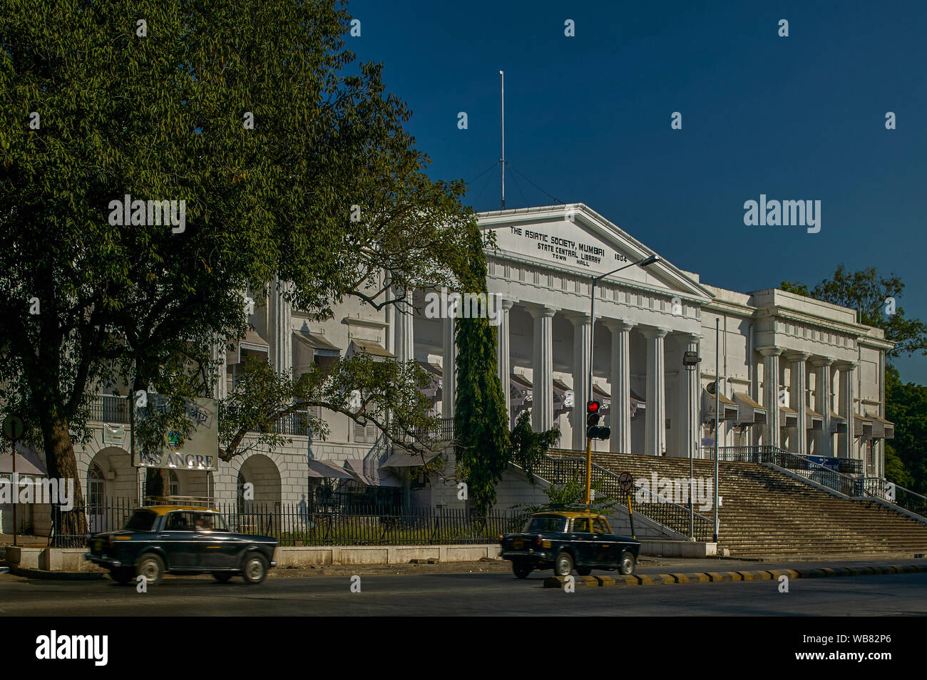 Asiatic library mumbai hi-res stock photography and images - Alamy