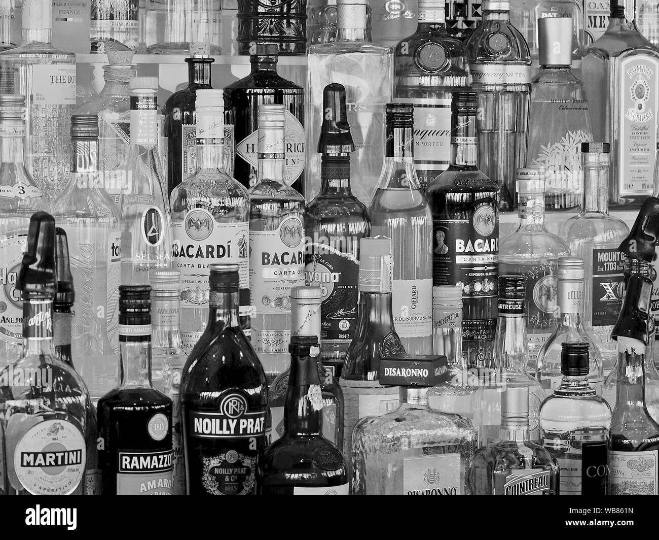 Different alcohol drinks Black and White Stock Photos & Images - Alamy