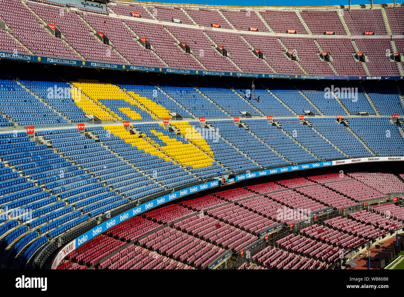 Green spaces barcelona hi-res stock photography and images - Alamy