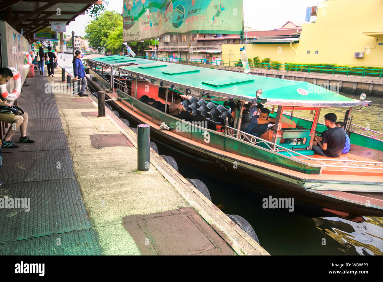 Passenger boat on Khlong Maha Nak, Bangkok Thailand Stock Photo - Alamy