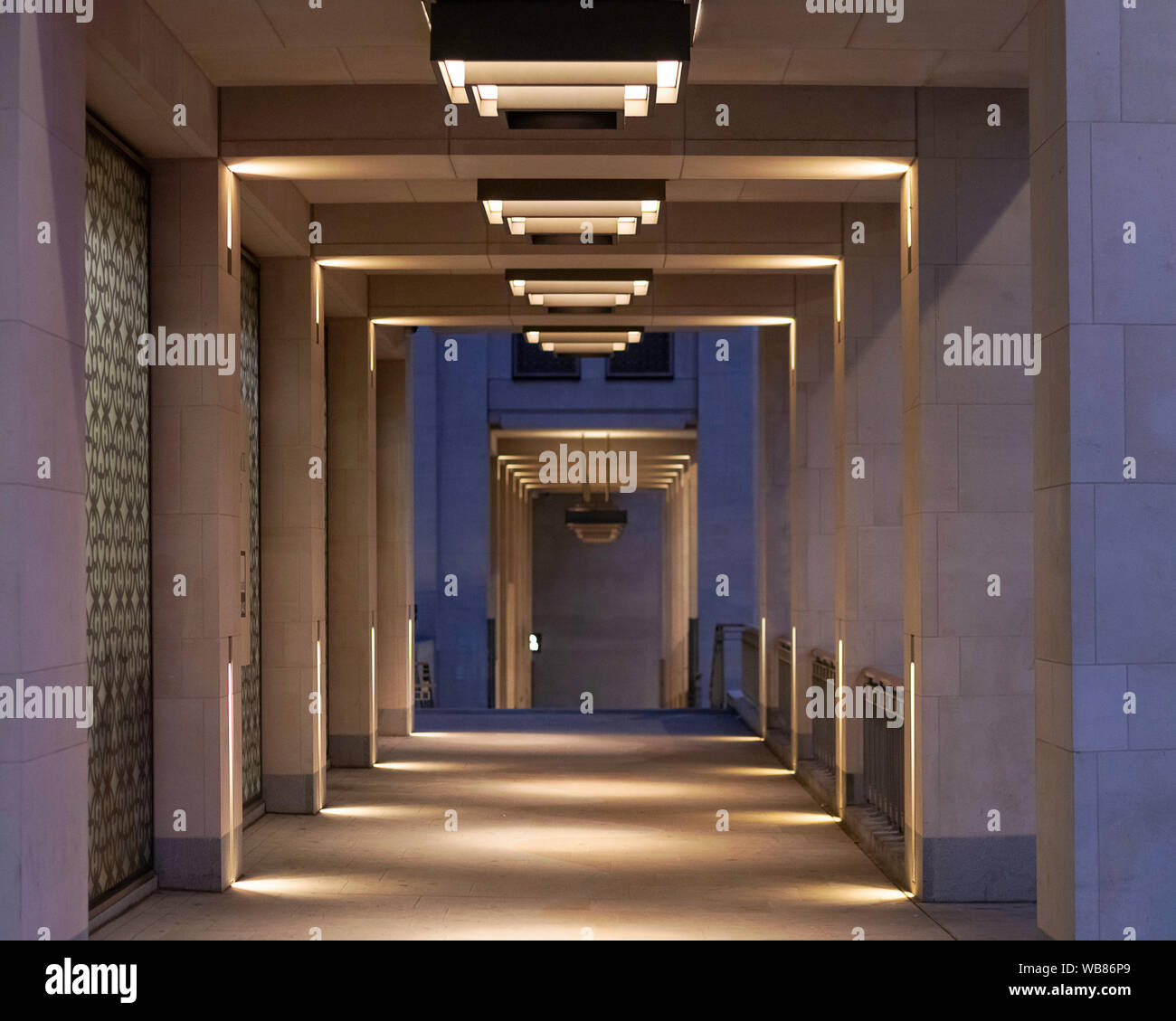 London architecture. Tunnel shapes Stock Photo - Alamy