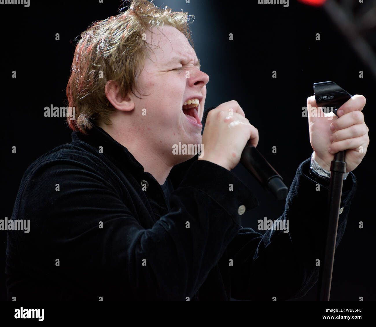 Lewis capaldi hi-res stock photography and images - Alamy