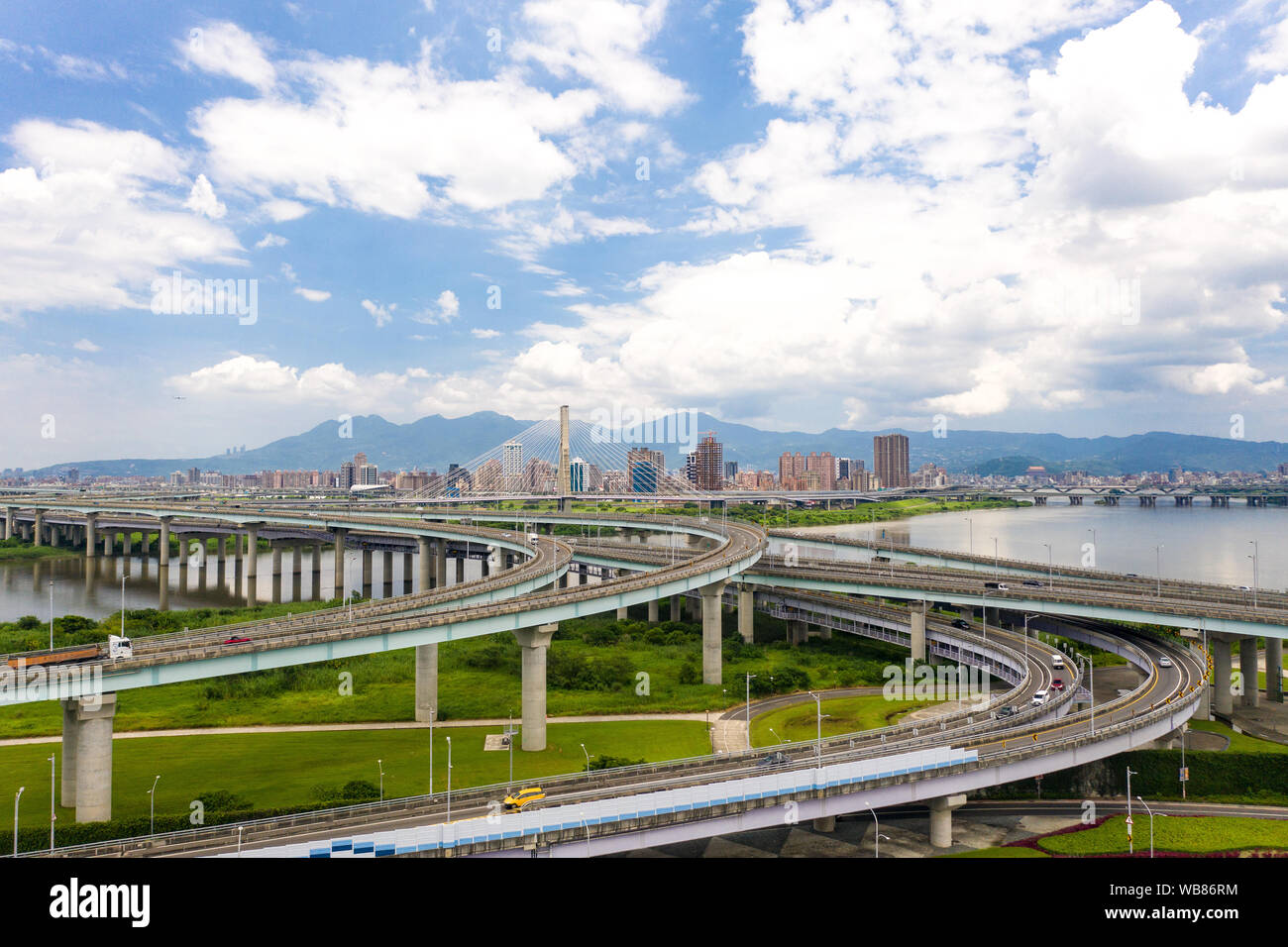 Roundabout birds eye view hi-res stock photography and images - Alamy