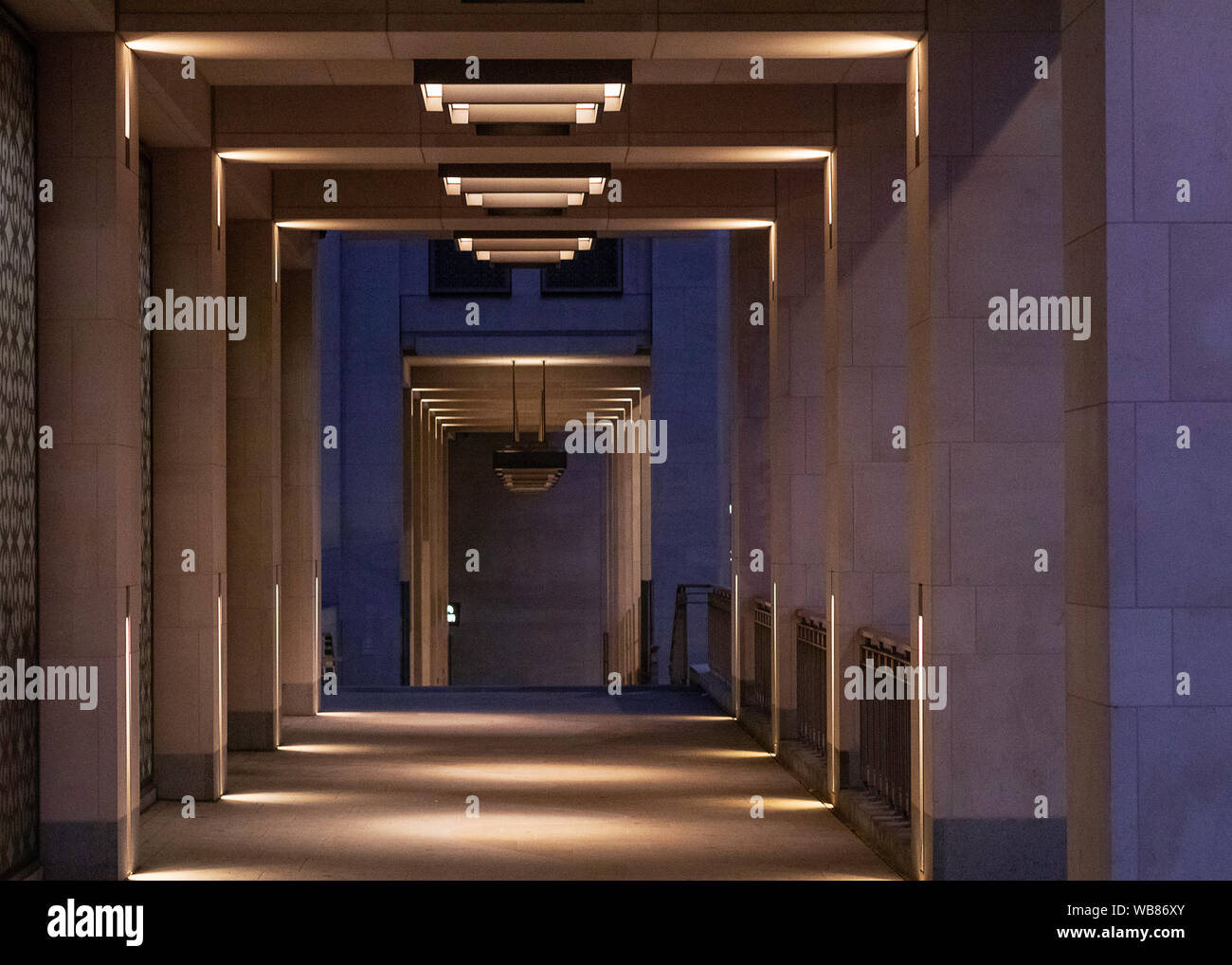 London architecture. Tunnel shapes Stock Photo - Alamy