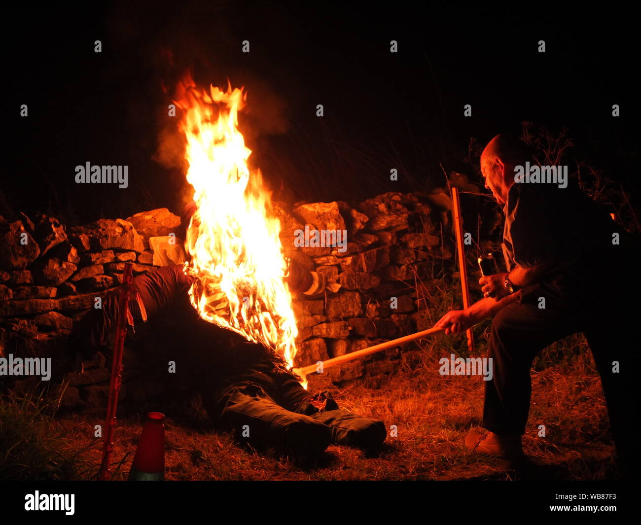 Ancient feast fire hi-res stock photography and images - Alamy