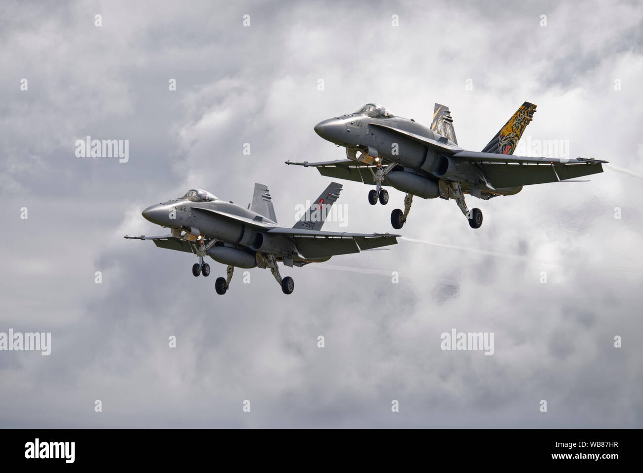 F18 fighter hi-res stock photography and images - Alamy