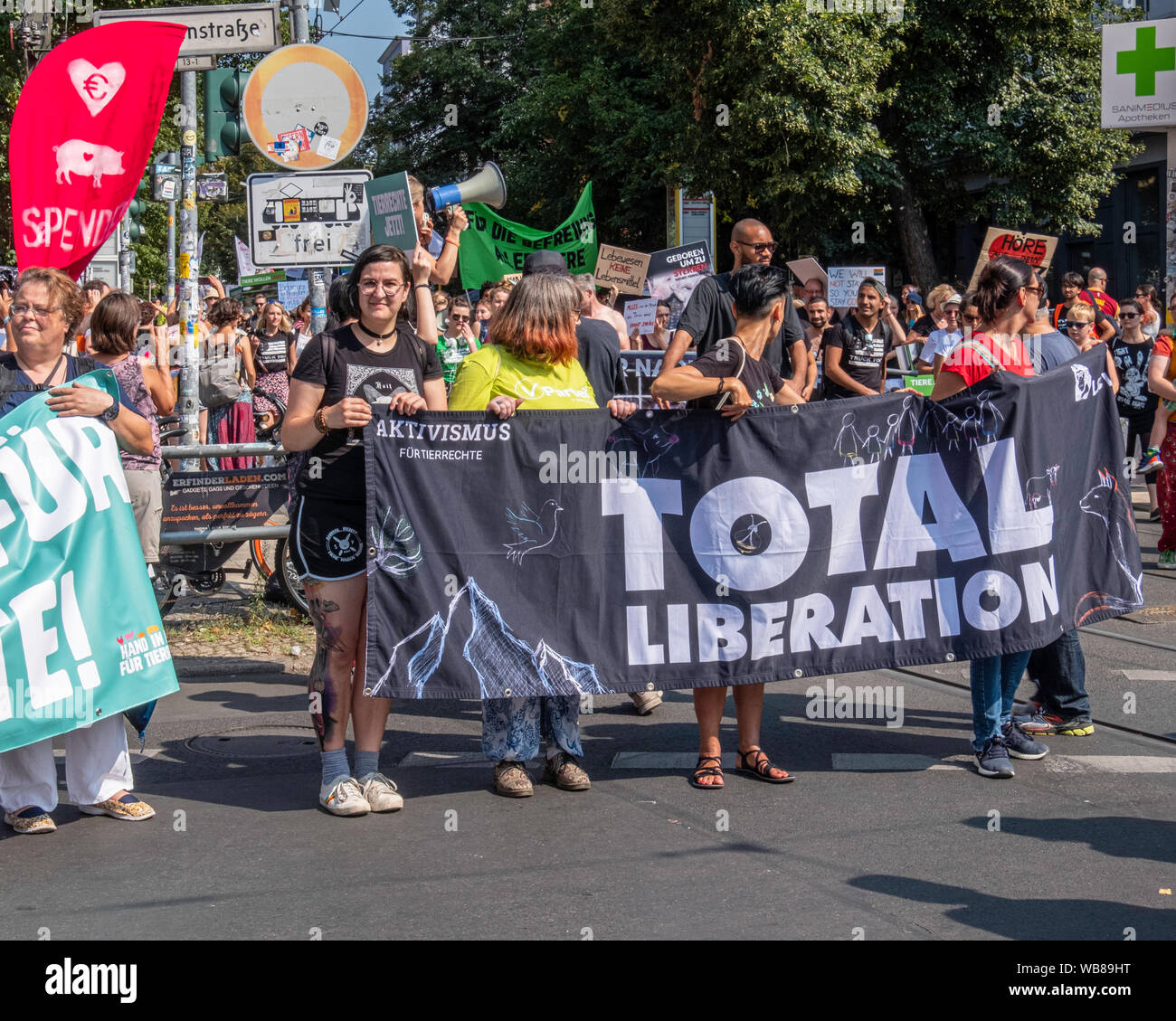 Rosenthaler Platz, Mitte, Berlin,Germany. 25th August 2019. Animal ...