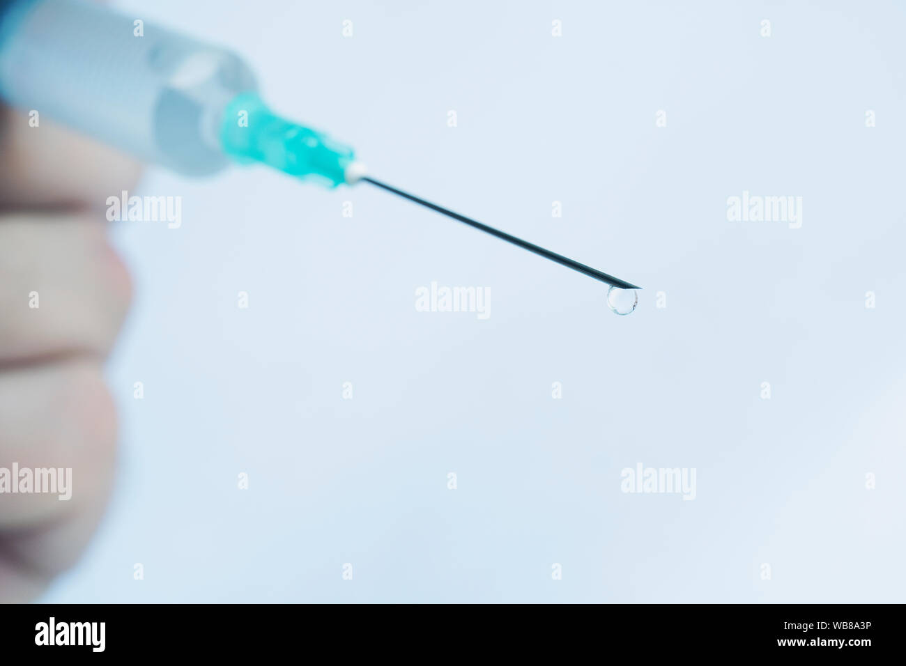 Medicine syringe injection liquid drop hi-res stock photography and ...