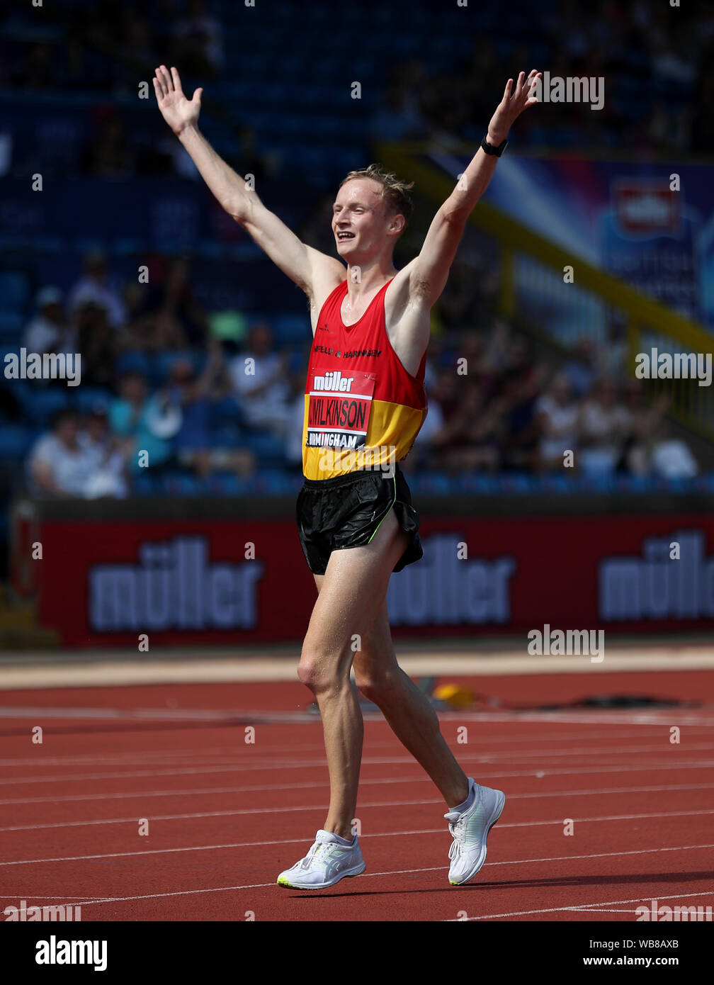 Callum wilkinson celebrates hi-res stock photography and images - Alamy