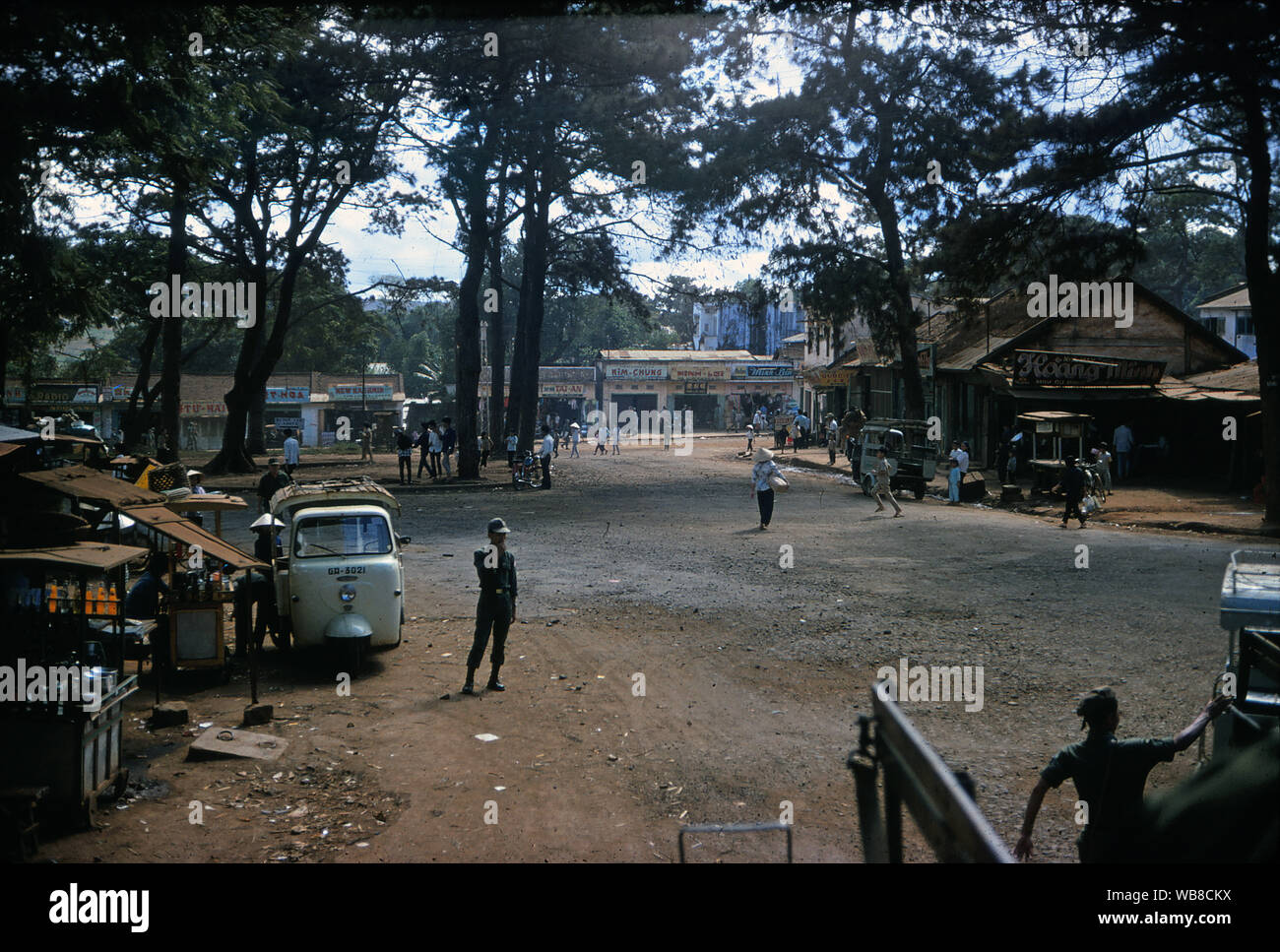Young american soldier vietnam war hi-res stock photography and images ...