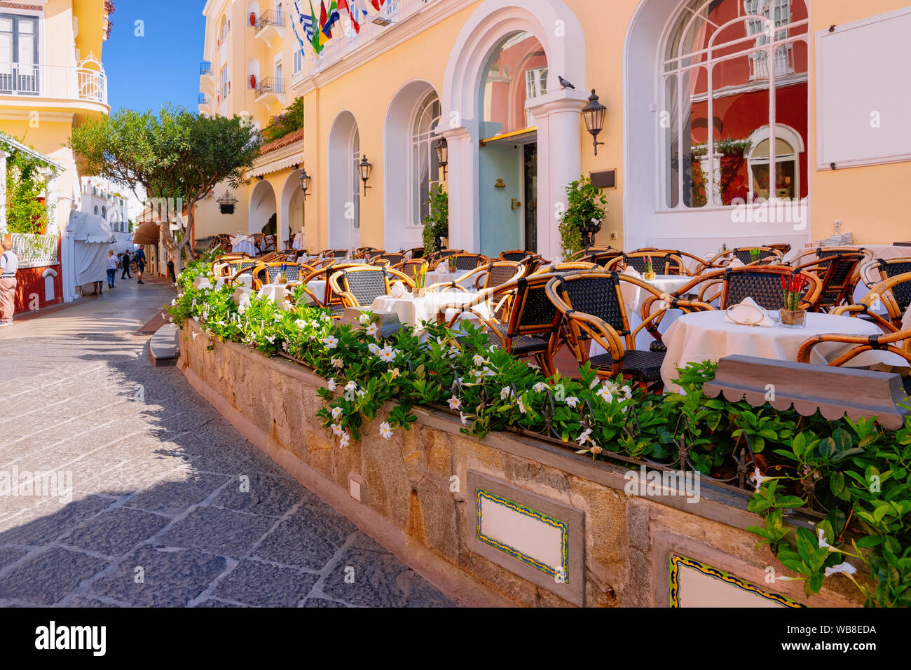 Street of anacapri hi-res stock photography and images - Alamy