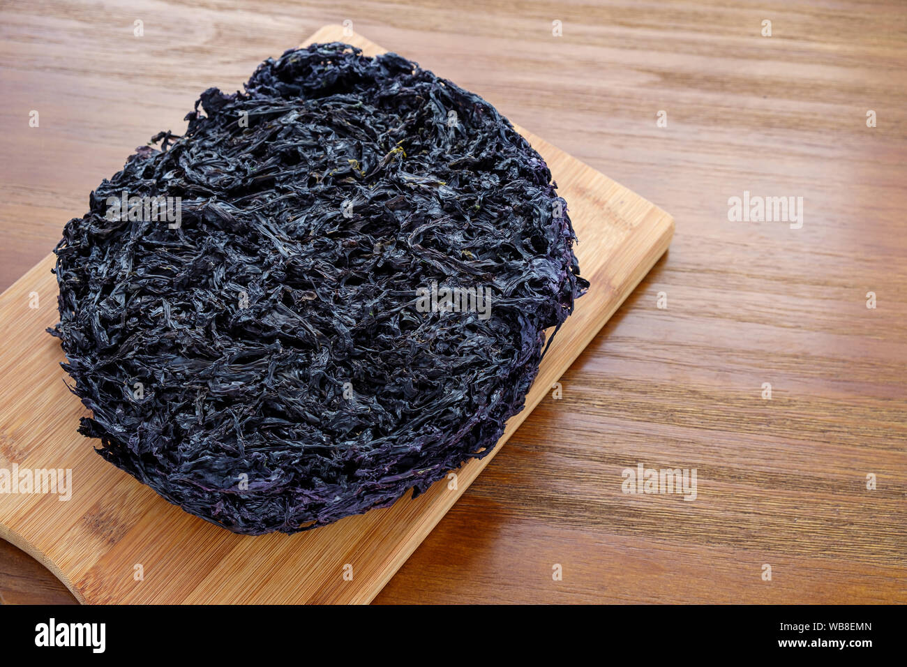Laver seaweed hi-res stock photography and images - Alamy