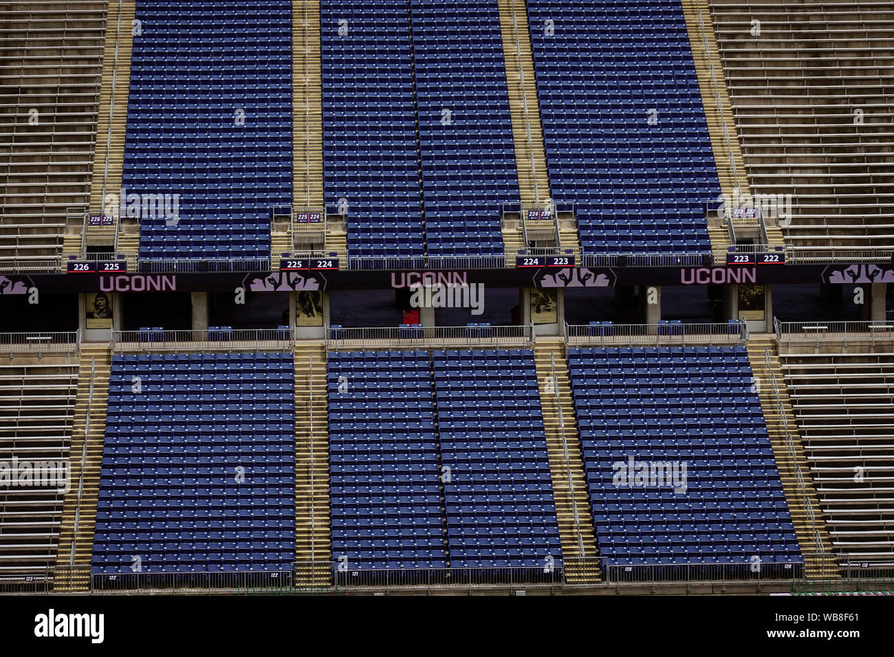 Rentschler field hi-res stock photography and images - Alamy