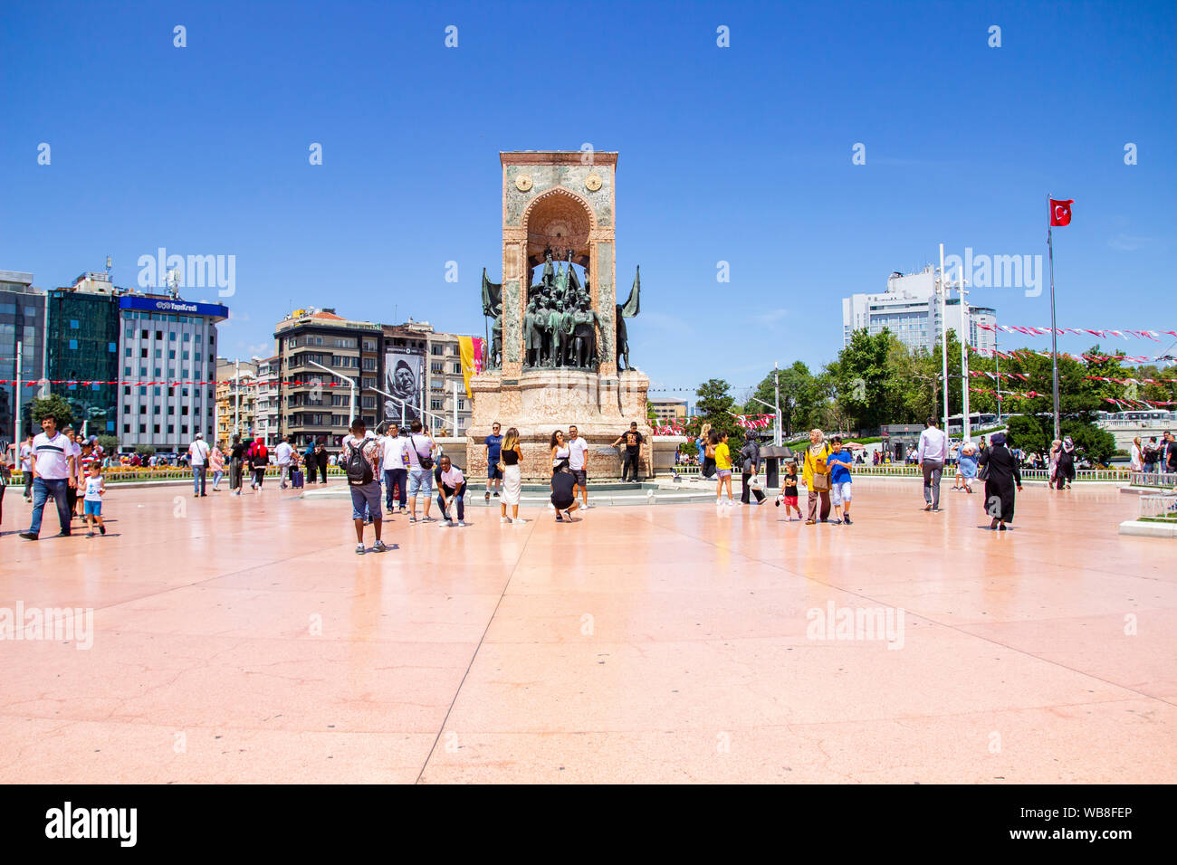 Istanbul, Turkey August 05, 2019: Taksim square in Istanbul .Taksim ...