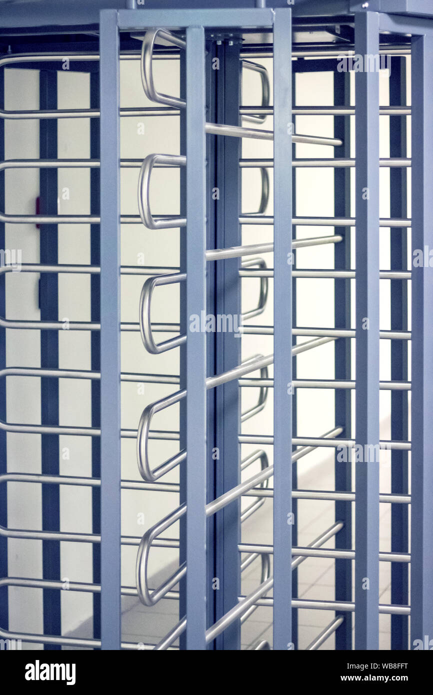 Man prison gates hi-res stock photography and images - Alamy