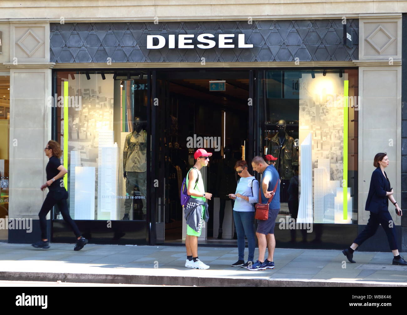 Logo diesel hi-res stock photography and images - Alamy