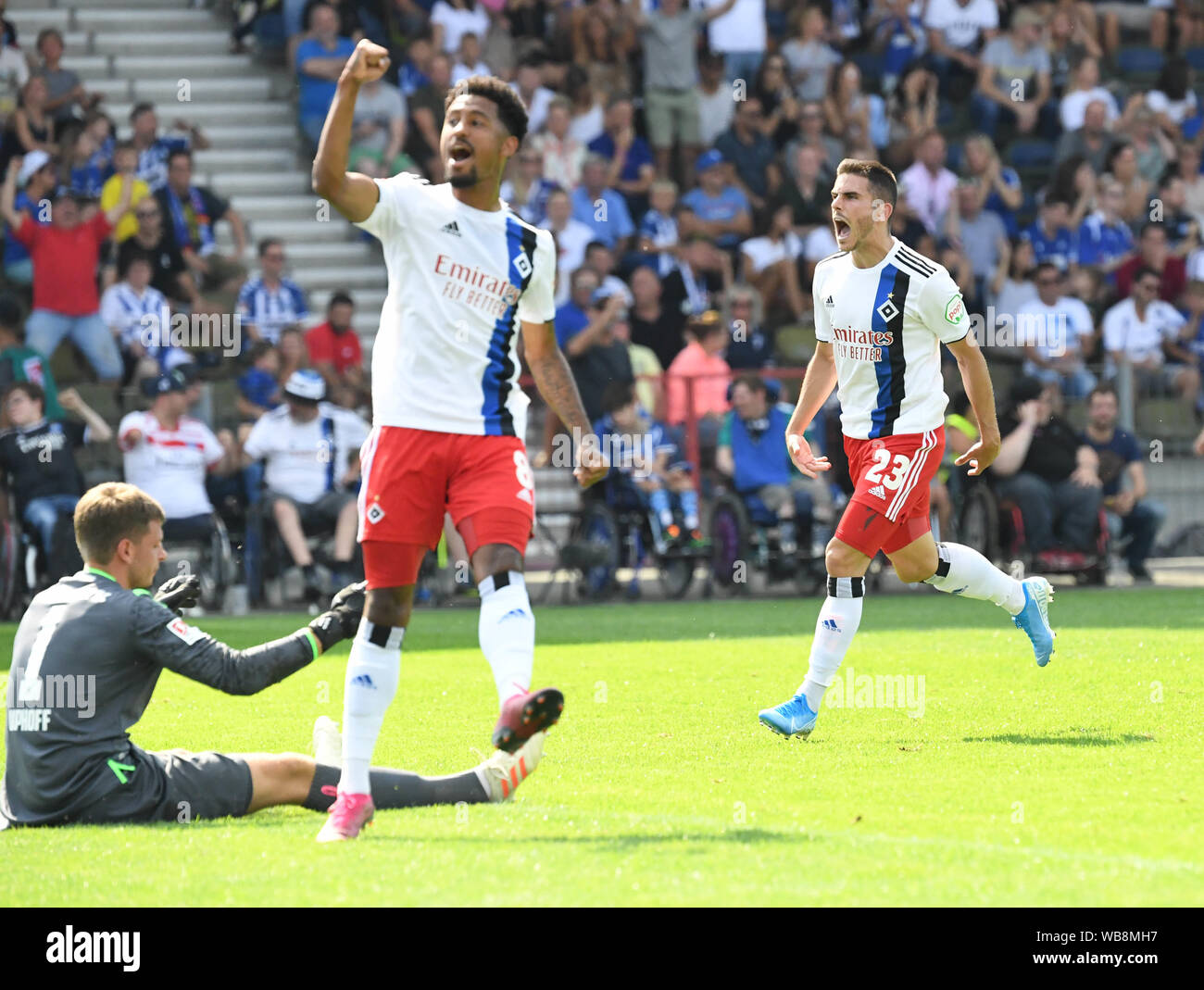 Cheers jeremy hi-res stock photography and images - Alamy