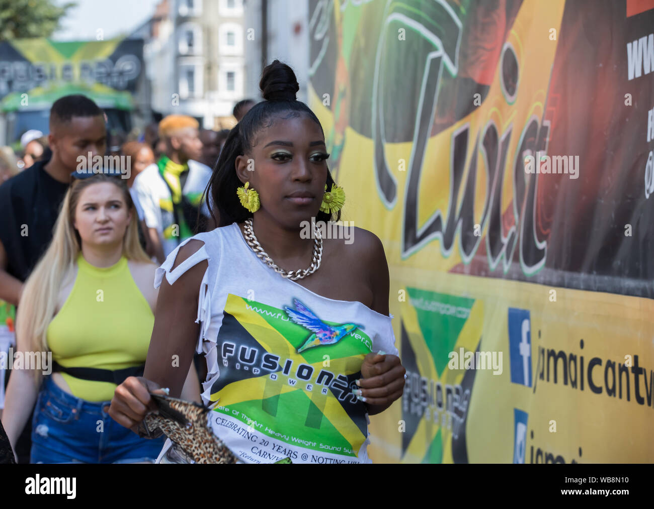 Notting hill carnival food parade route hi-res stock photography and ...