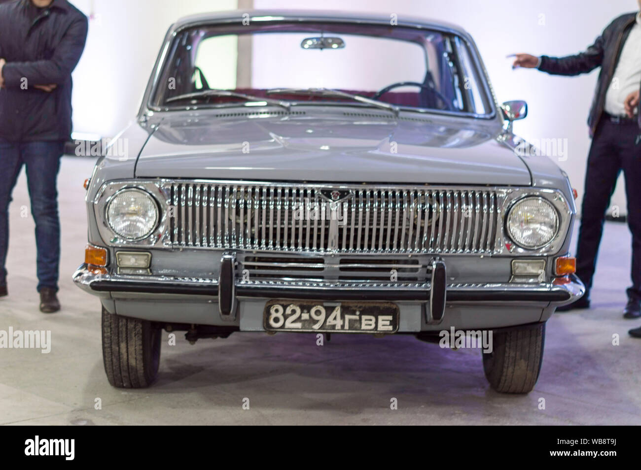 Volga Gaz 24 Car High Resolution Stock Photography and Images - Alamy