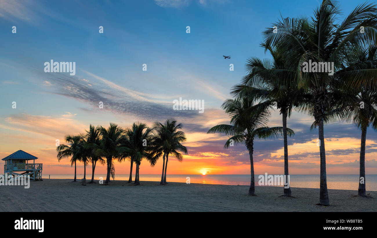 Miami Beach at sunrise Stock Photo - Alamy