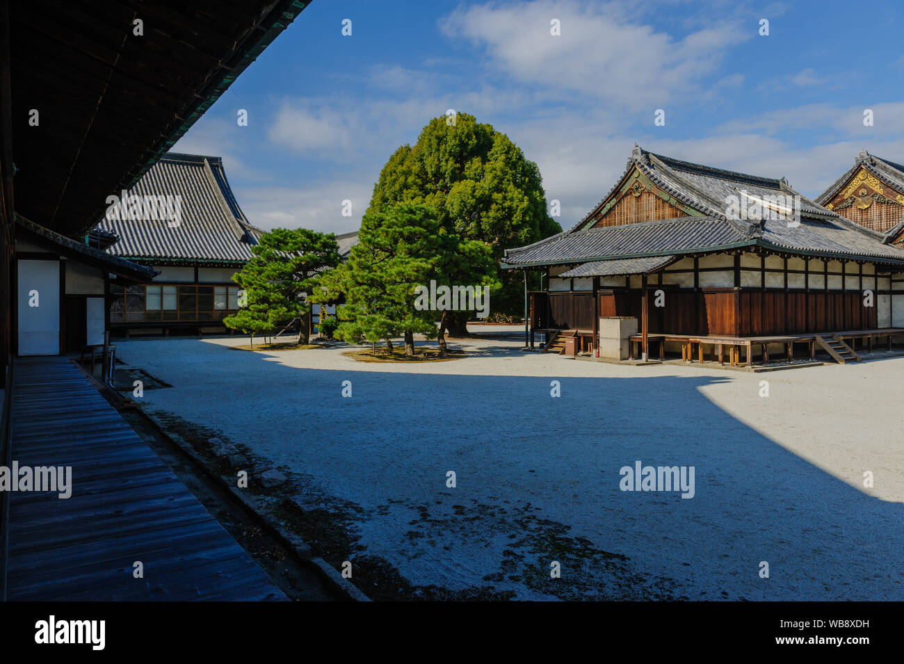 Tokugawa shogunate hi-res stock photography and images - Alamy