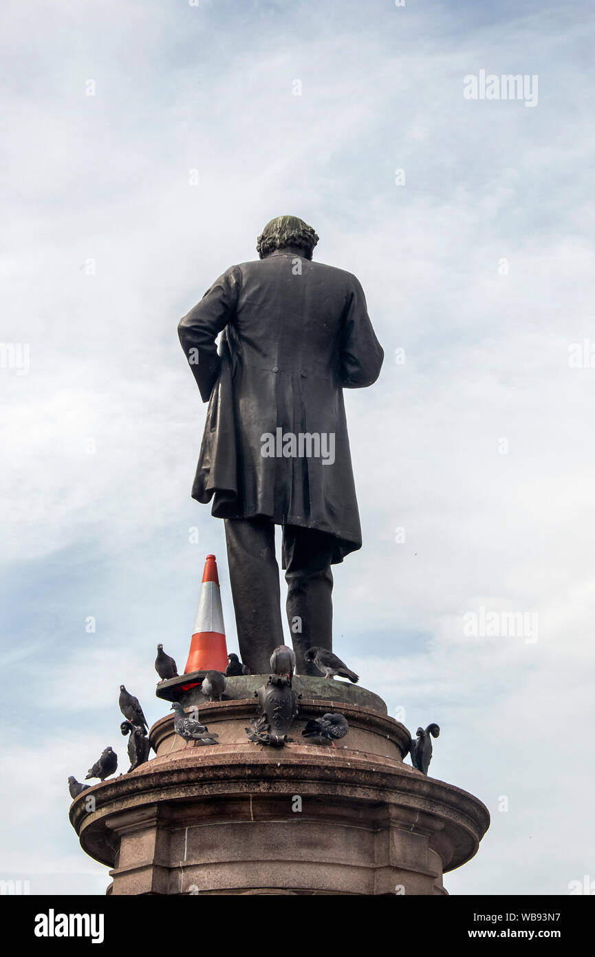 Sir peter coats hi-res stock photography and images - Alamy