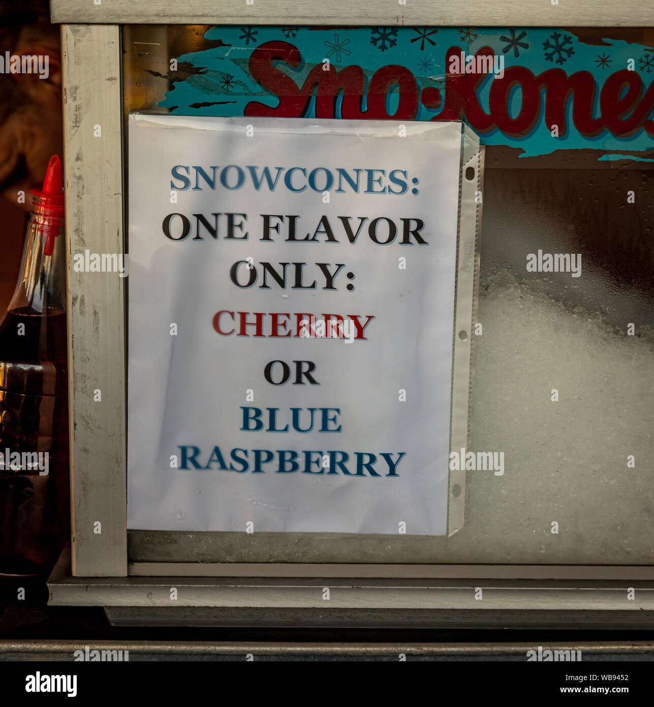 snow cone sign Stock Photo - Alamy