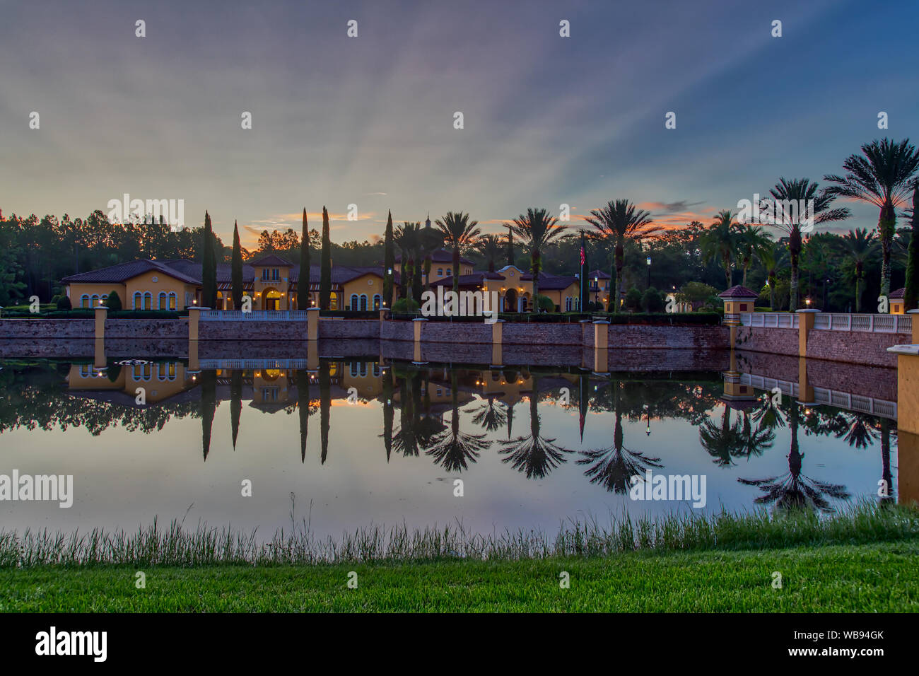 Retirement community florida hi-res stock photography and images - Alamy