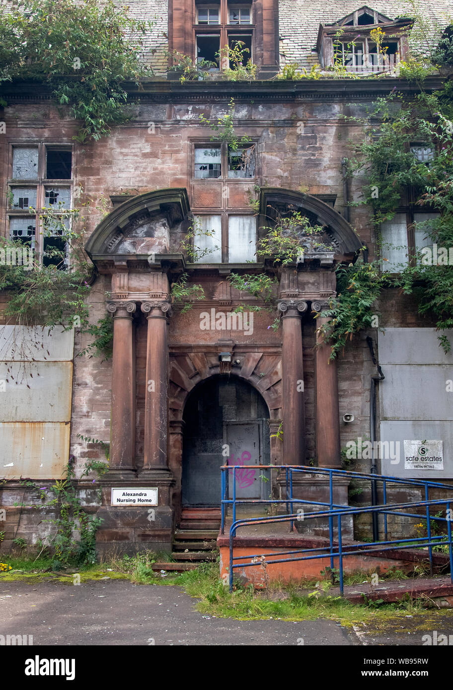 Royal alexandra hospital scotland hi-res stock photography and images ...