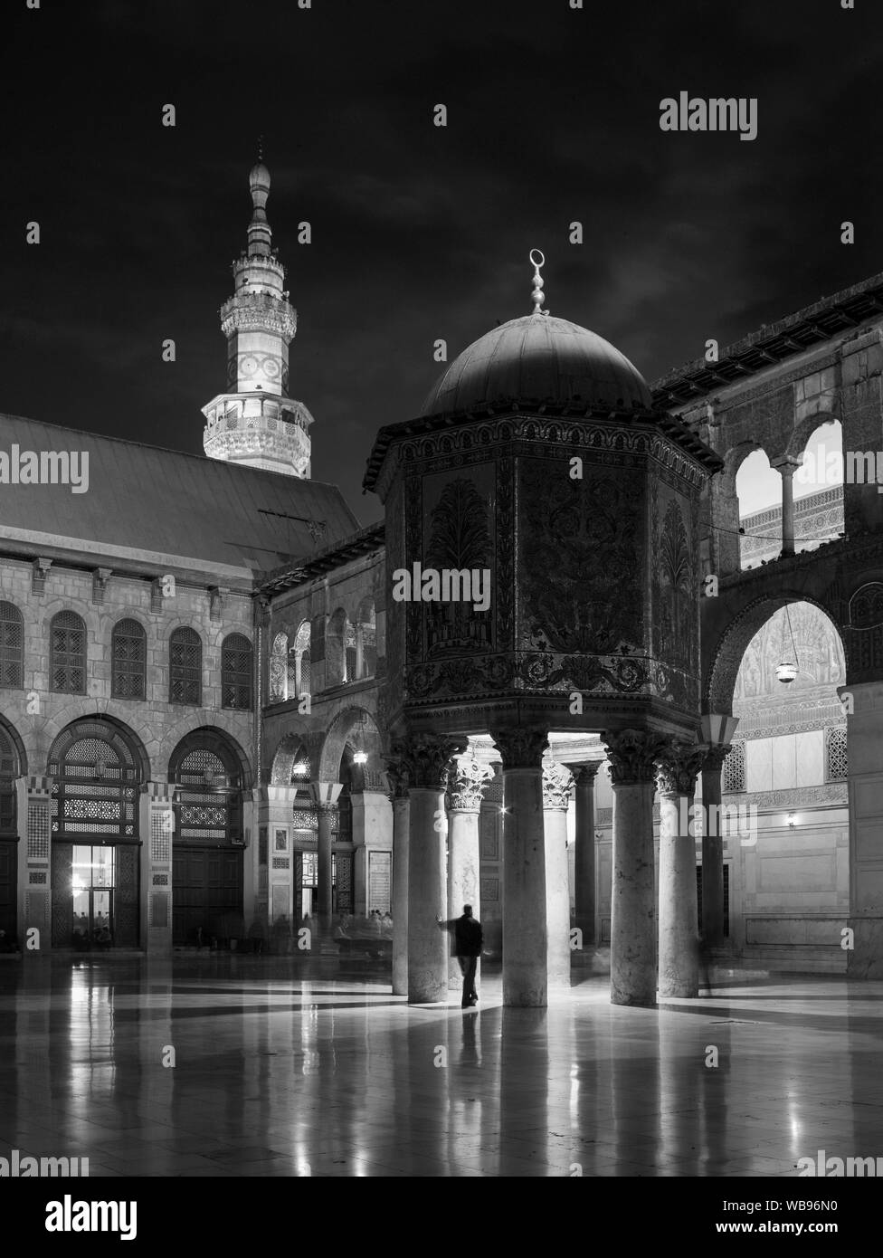 Courtyard, Great Mosque of Damascus, Syria Stock Photo - Alamy